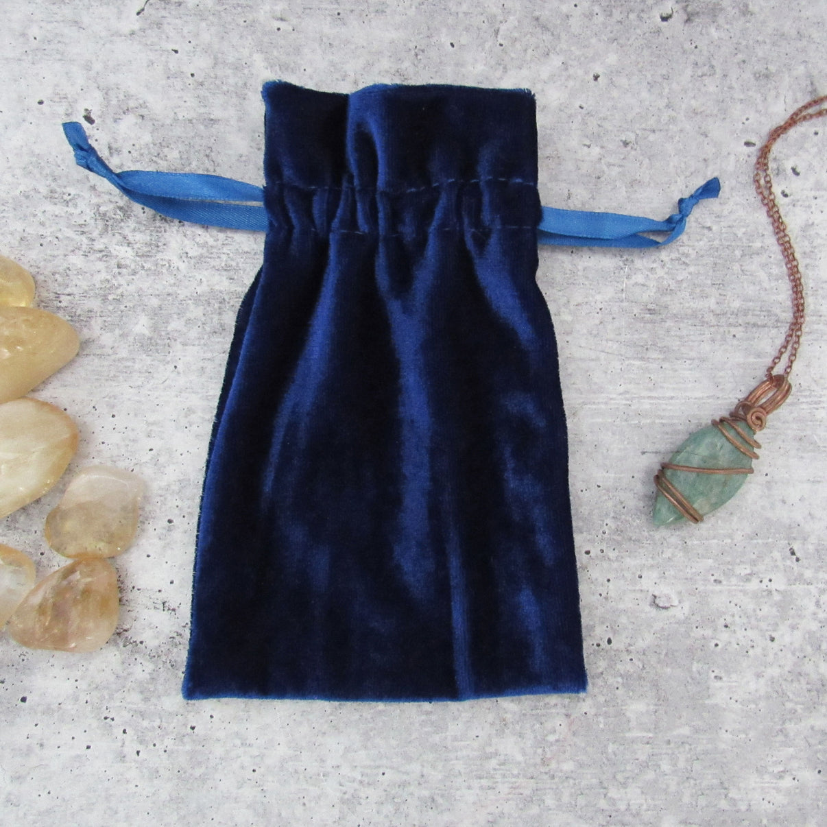 Small Velvet Bag (4x6 Inches) - Royal Blue – Grove and Grotto