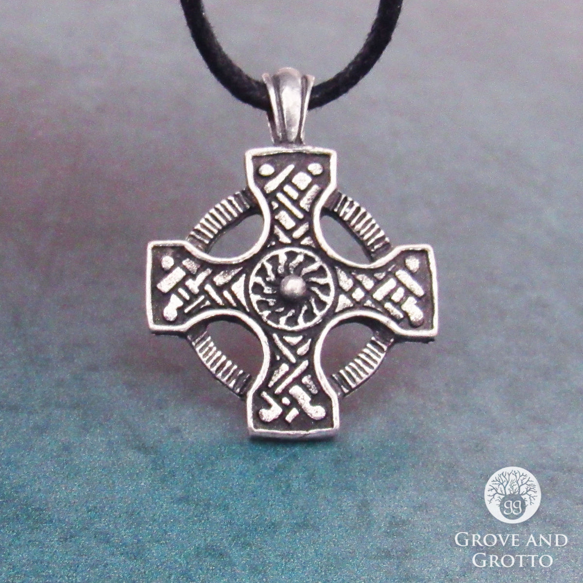 Celtic Harmony Unity of Life Amulet – Grove and Grotto