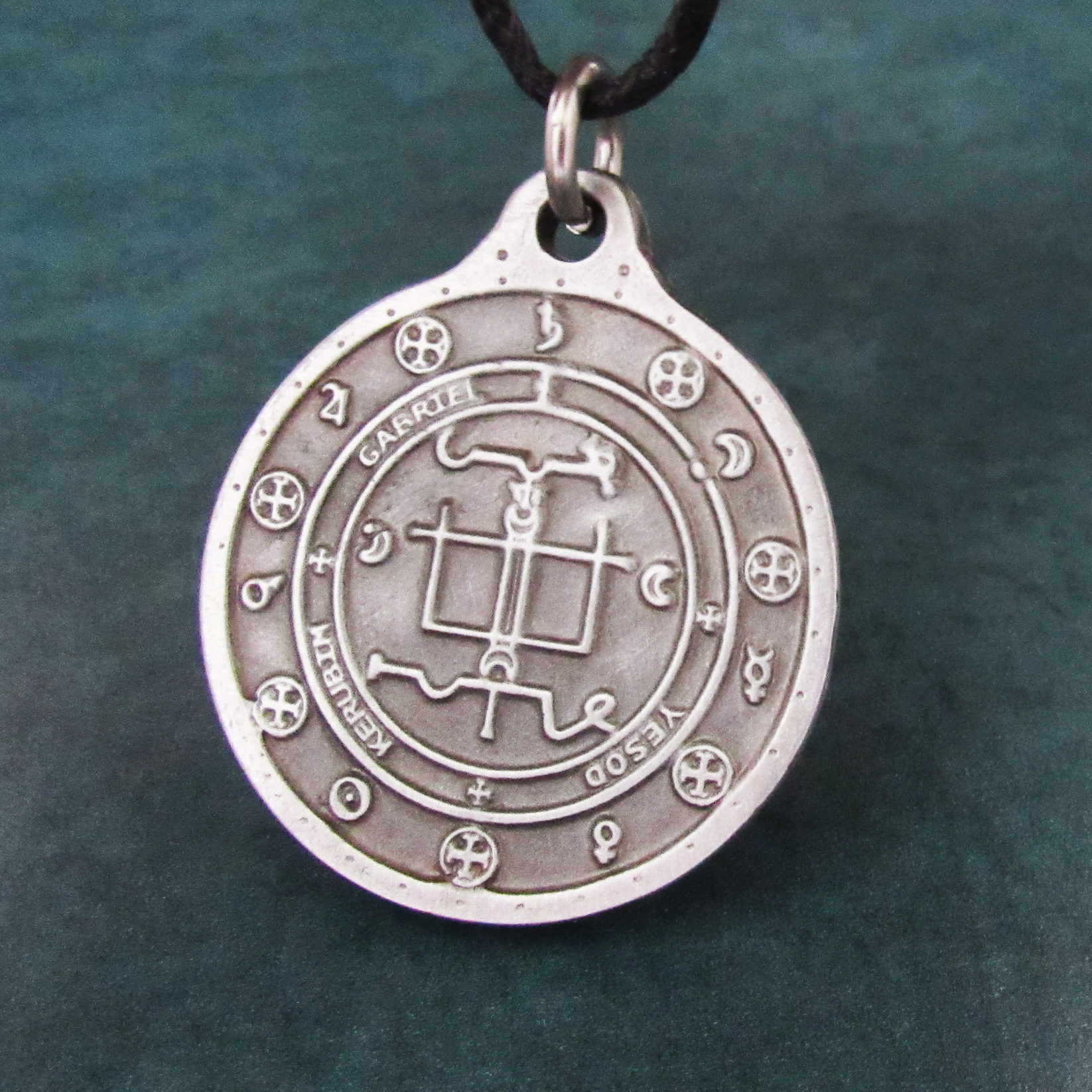 Gabriel Archangel Talisman – Grove and Grotto