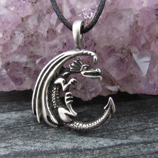 Dragon Moon Amulet – Grove and Grotto