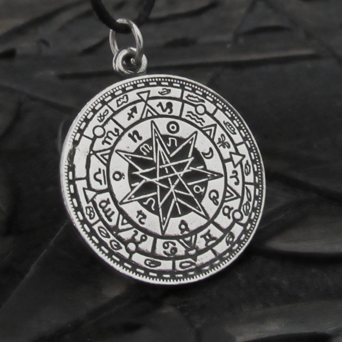 Talisman of Protection – Grove and Grotto