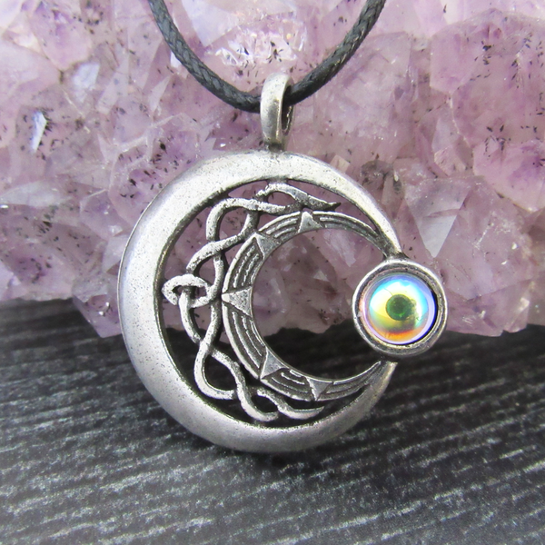 Venus Rising Amulet – Grove and Grotto