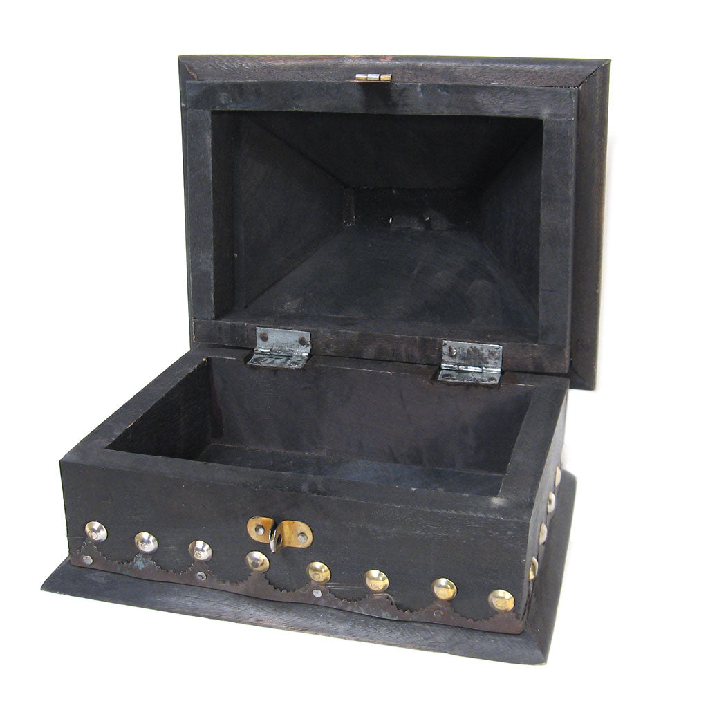 Salem Pentagram Chest – Grove and Grotto