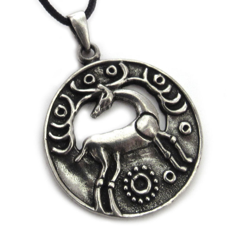 Wild Hunt Amulet – Grove and Grotto