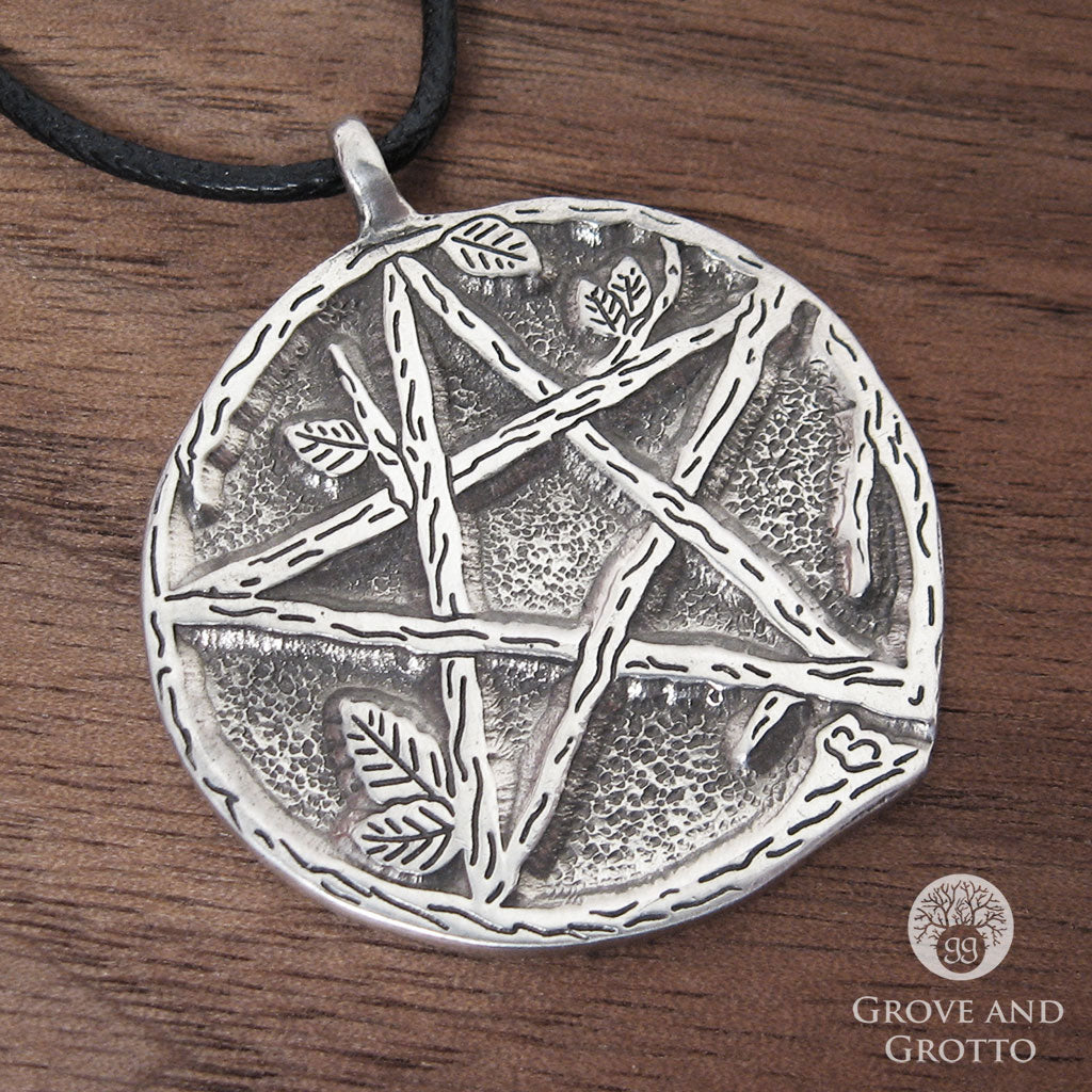 Leafy Pentagram Amulet – Grove and Grotto