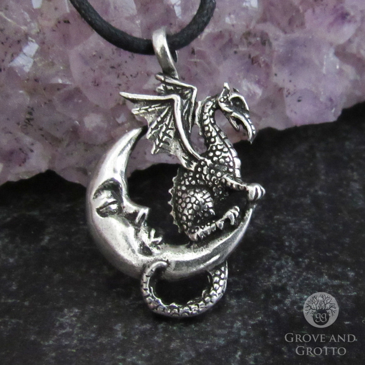 Midnight Dragon Amulet – Grove and Grotto